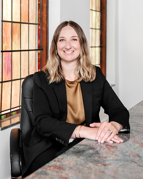 Lawyers - Garnett Powell Maximon Barlow